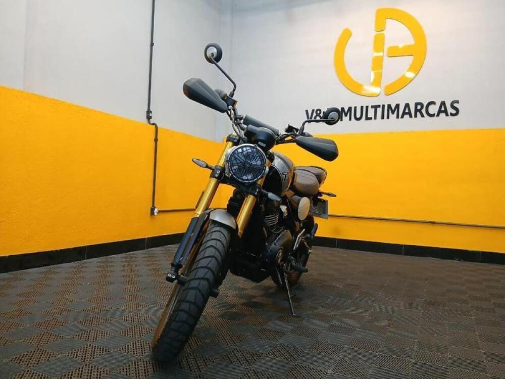 Triumph Scrambler Manual 25/25 Preto - 4887452 - Contagem - Seminovos